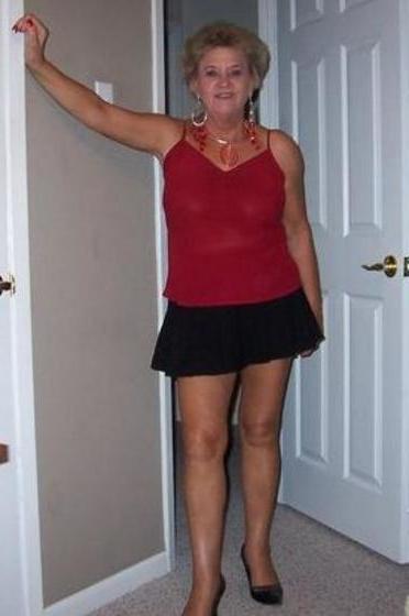 Horny Granny Sex In Castle Cary With Gloria 62 Sex With A Horny