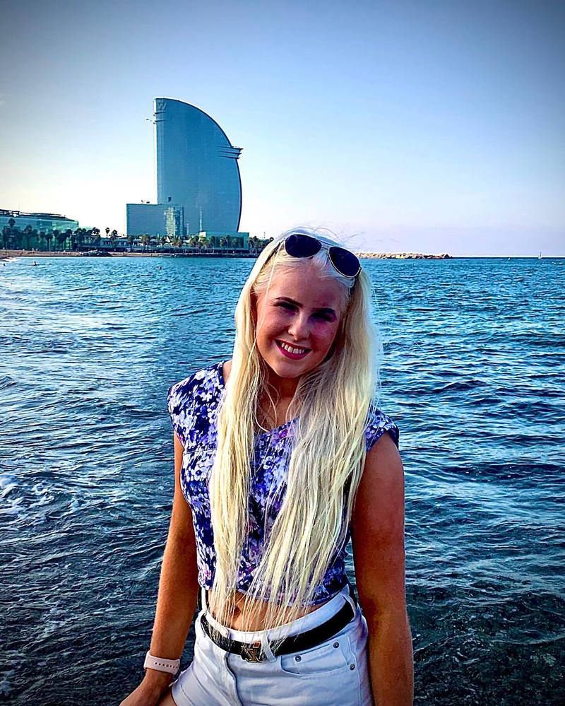 Local Grannies. Hannah, 40, from Higher Wincham. Granny Sex Date in ...